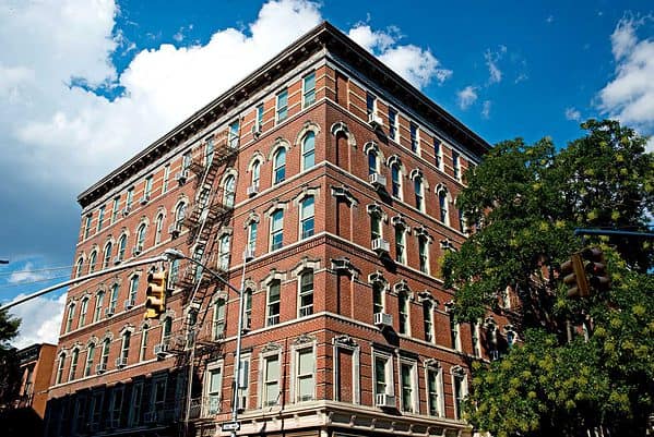 500 Arched Aluminum Windows for A Beautiful Village Landmark ...